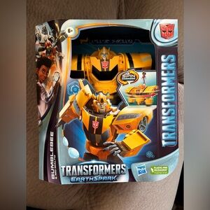 Hasbro | Toys | Transformers Toys Earthspark Spin Changer Bumblebee 8inch Action Figure | Poshmark